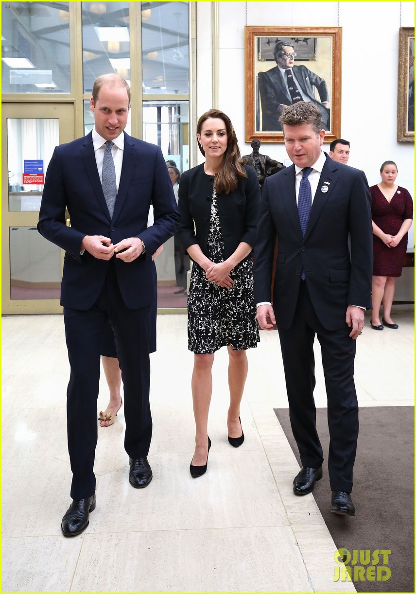 Kate Middleton & Prince William Pay Their Respects To Orlando Shooting ...