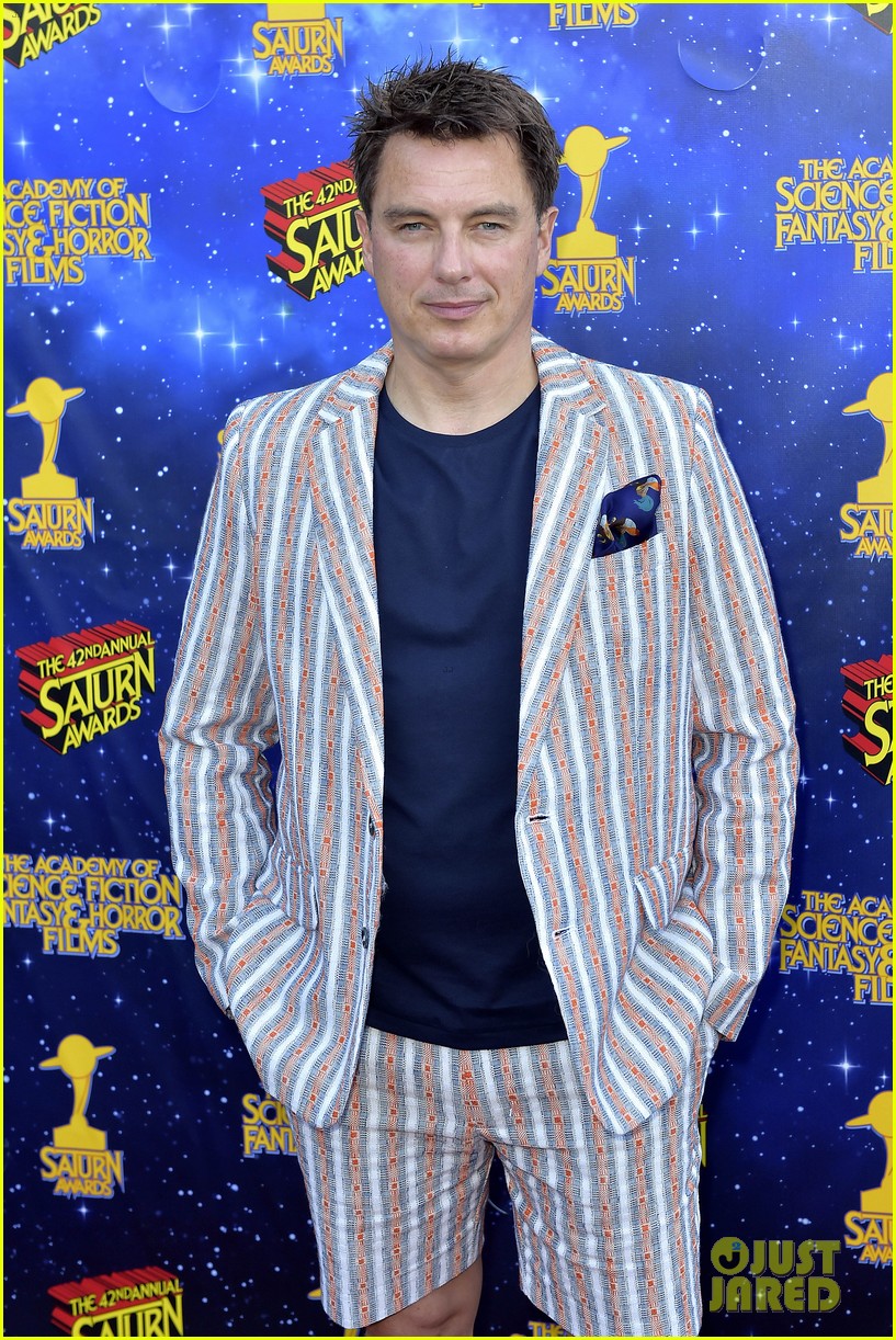 Jared Padalecki & Olivia Munn Help Present At Saturn Awards 2016 ...