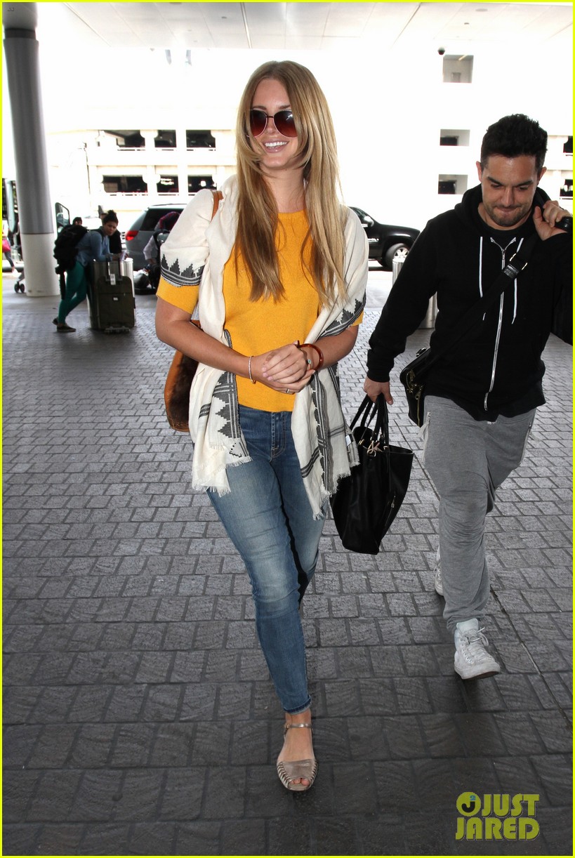 Lana Del Rey Rocks Lighter Locks at Airport Appearance: Photo 3671600 ...