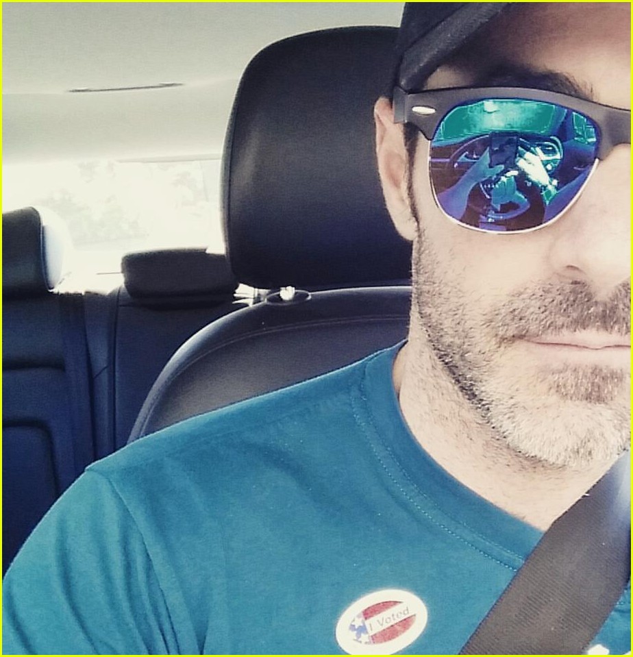 All That's Josh Server Is All Grown Up & Super Hot - See Him Shirtless ...