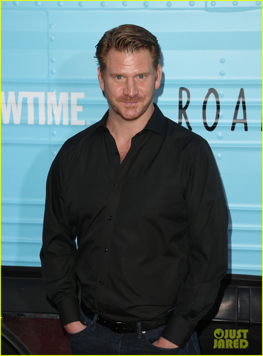 Luke Wilson & Carla Gugino Team Up At 'Roadies' Premiere - Watch ...