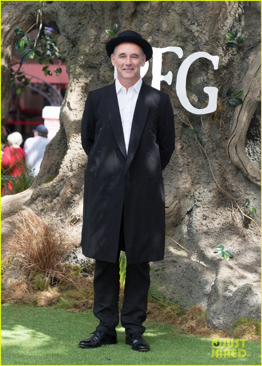 'The BFG' Cast Premieres Movie in London!: Photo 3709131 | Rebecca Hall ...