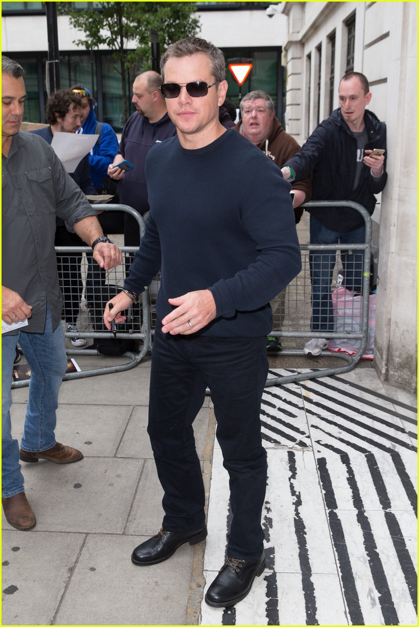 Matt Damon, Alicia Vikander, & Julia Stiles Premiere 'Jason Bourne' in ...