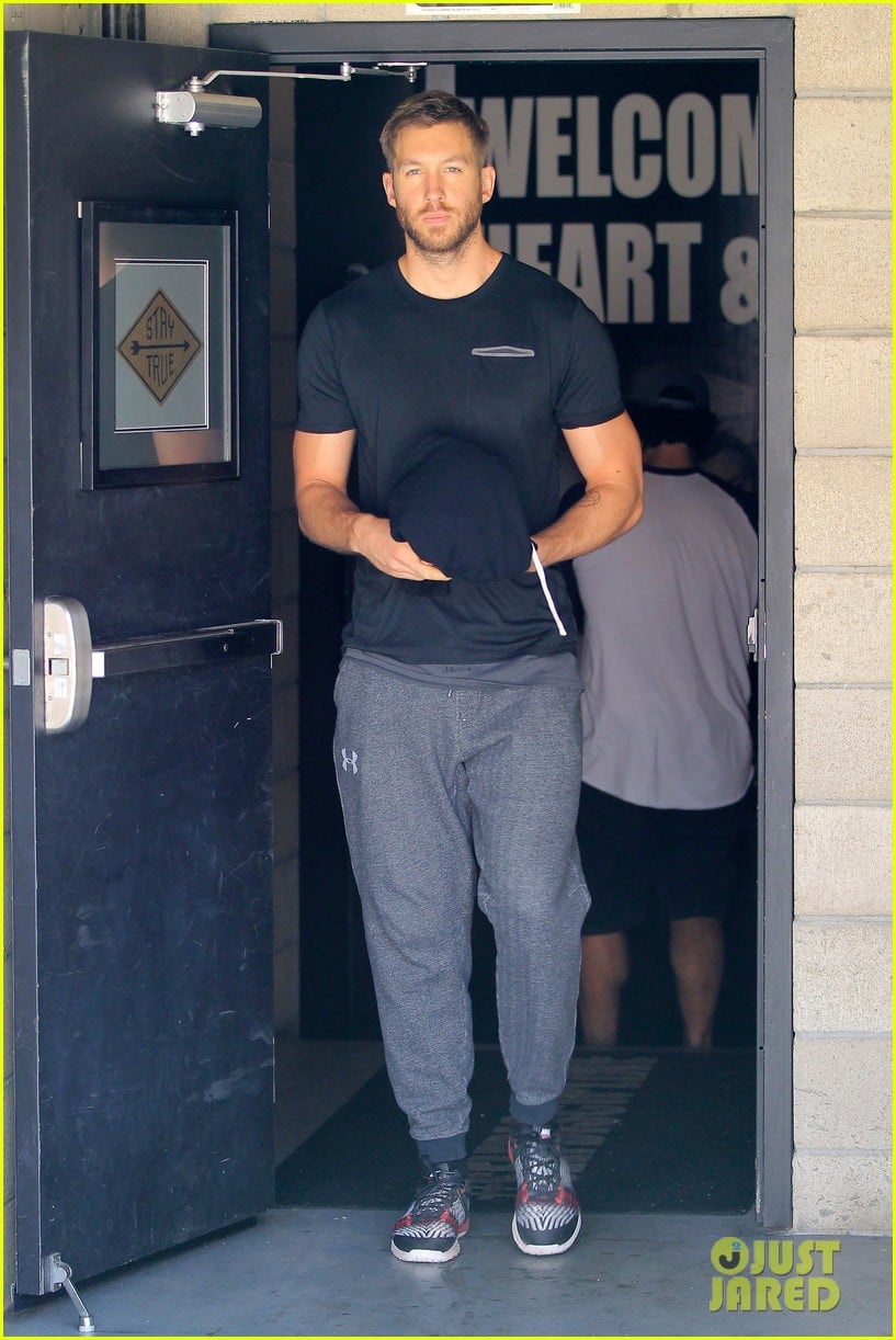 Calvin Harris Gets In a Workout After the Fourth of July: Photo 3699686 ...