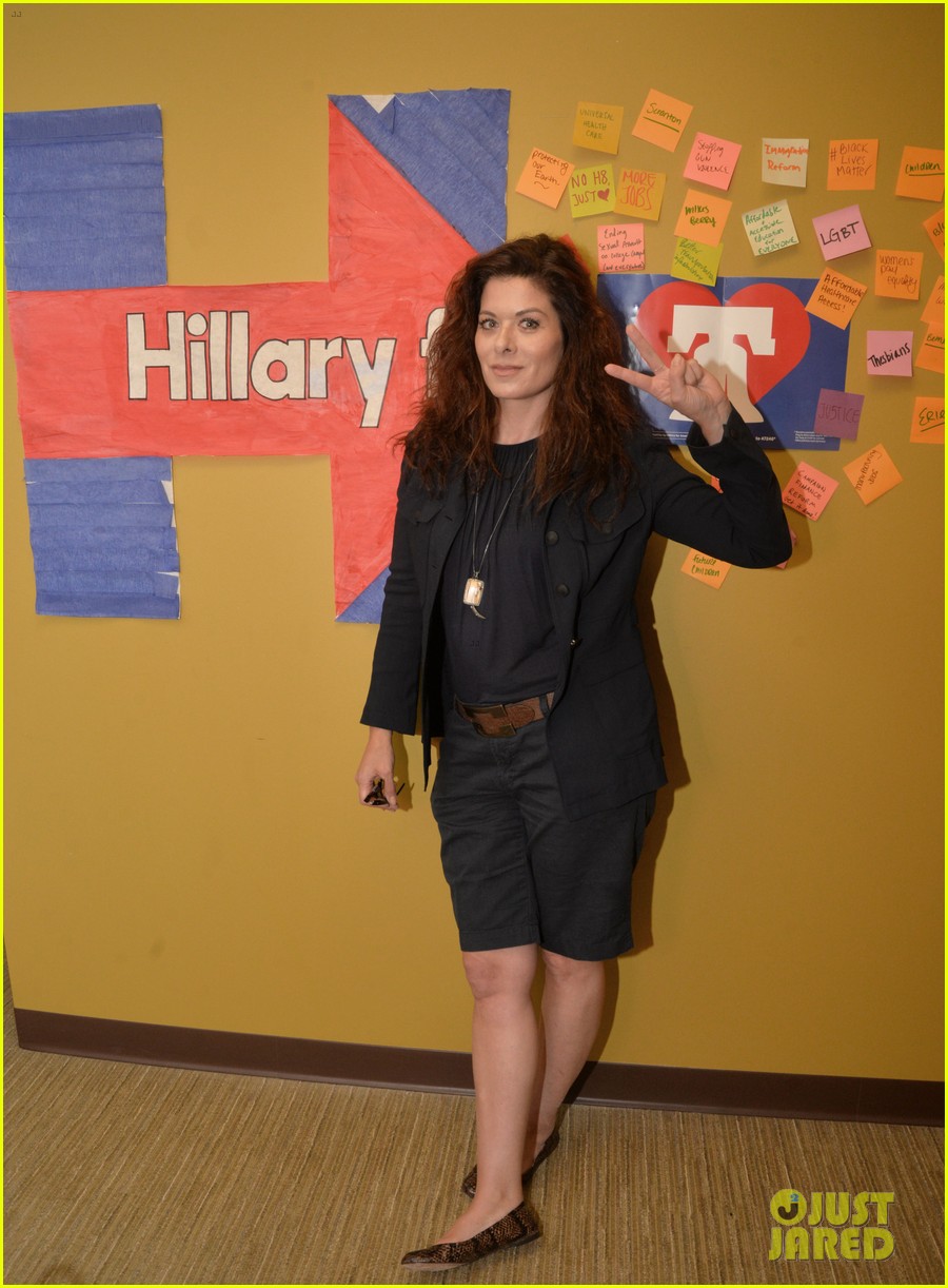 Debra Messing Set To Give Speech At Democratic National Convention ...