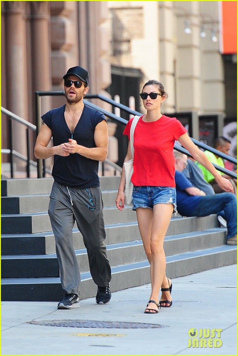 Paul Wesley Writes Open Letter To Publix Urging Them To Stop Selling ...