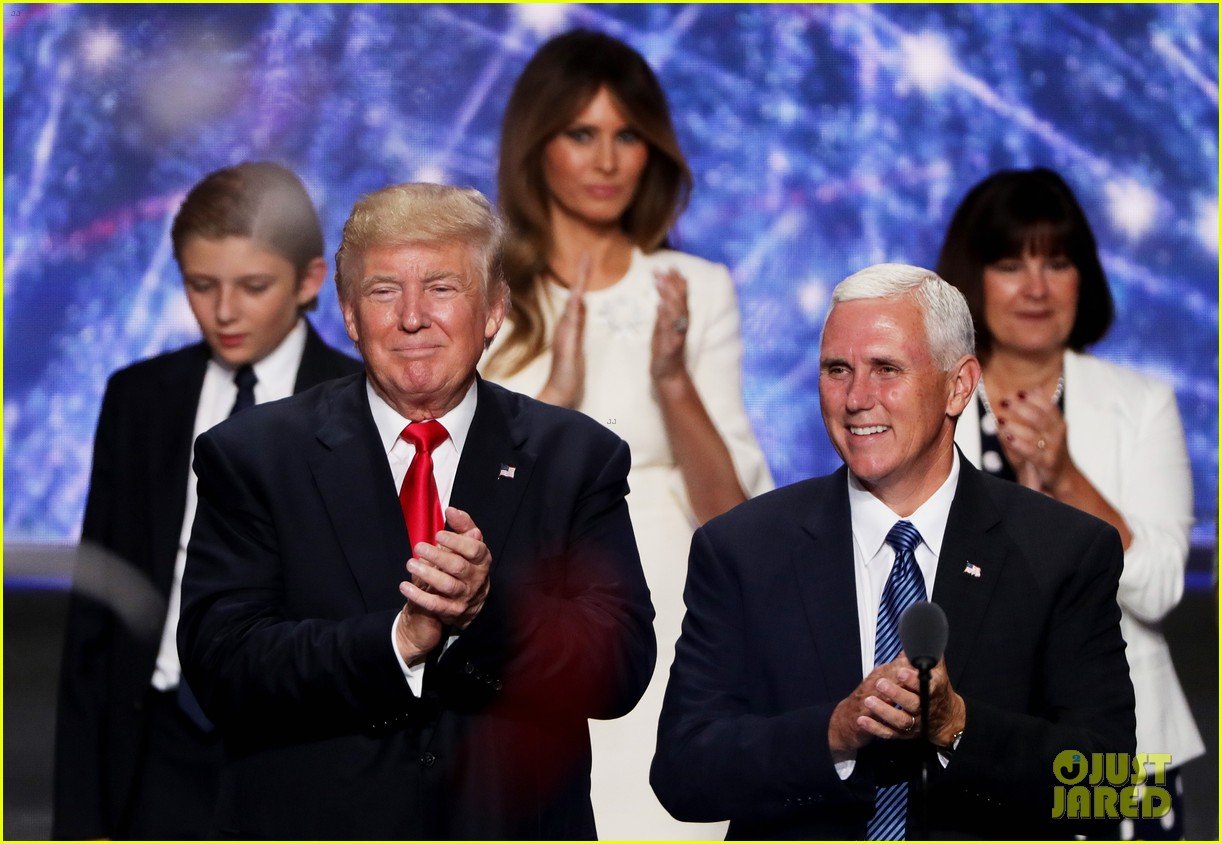 Donald Trump's Wife Melania, Son Barron, & Full Family Join Him On ...