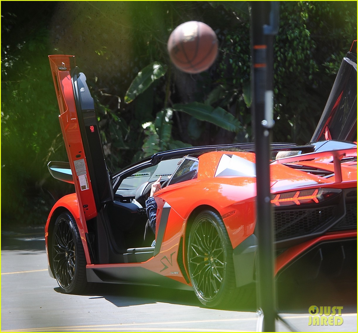 The Weeknd Shares a Pic of Himself in a Recording Studio!: Photo ...