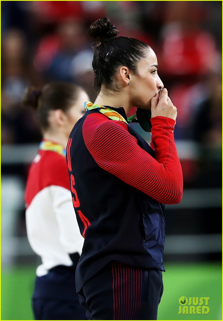 Celebs React to Simone Biles & Aly Raisman's Wins in Rio!: Photo ...