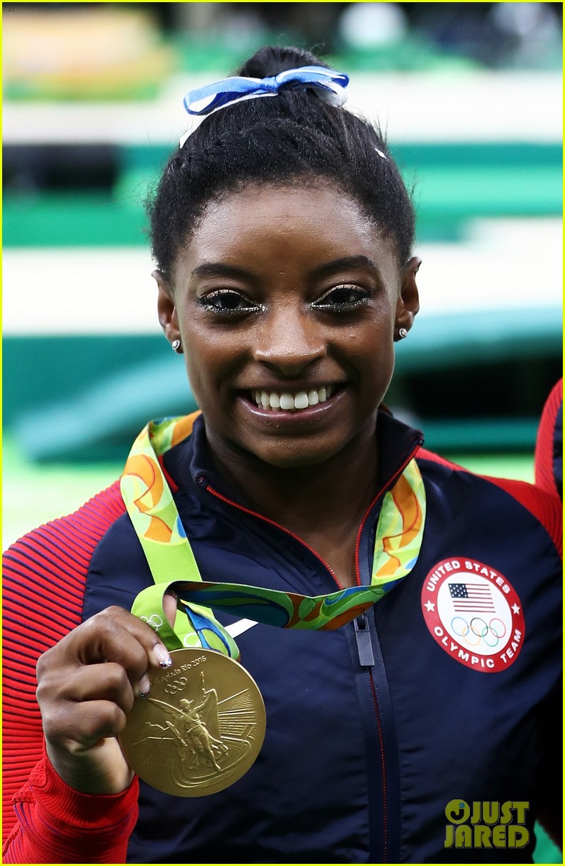 Celebs React to Simone Biles & Aly Raisman's Wins in Rio!: Photo ...