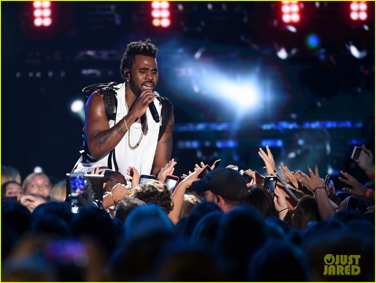 Jason Derulo Performs His Platinum Hits at Teen Choice Awards 2016 ...