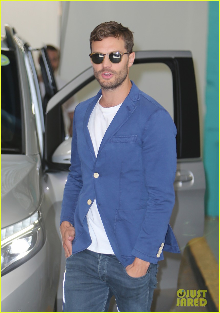 Jamie Dornan Doesn't Know If He'll Be Full Frontal in 'Fifty Shades ...