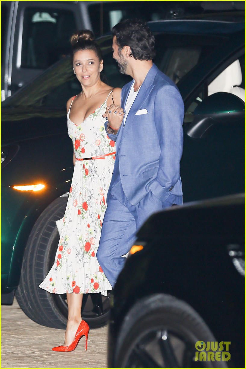 Eva Longoria Will Direct an Episode of 'Jane the Virgin': Photo 3743637 ...