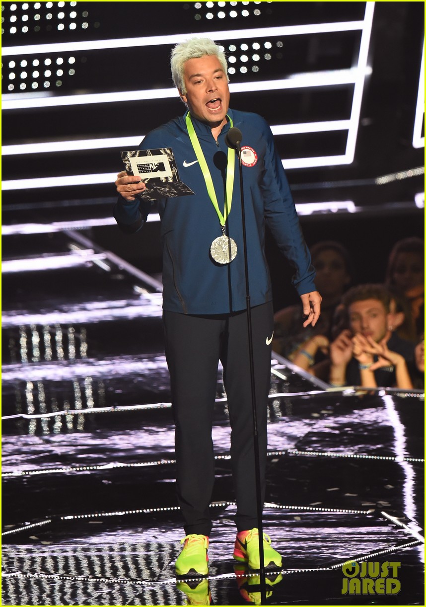 Jimmy Fallon Parodies Ryan Lochte at MTV VMAs 2016 - Watch Now!: Photo ...