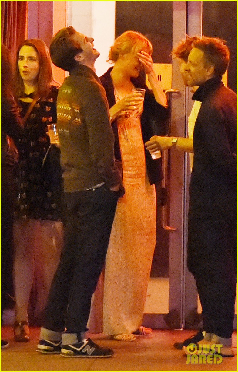 Andrew Garfield Grabs Dinner With Friends After Stepping Out with Emma ...