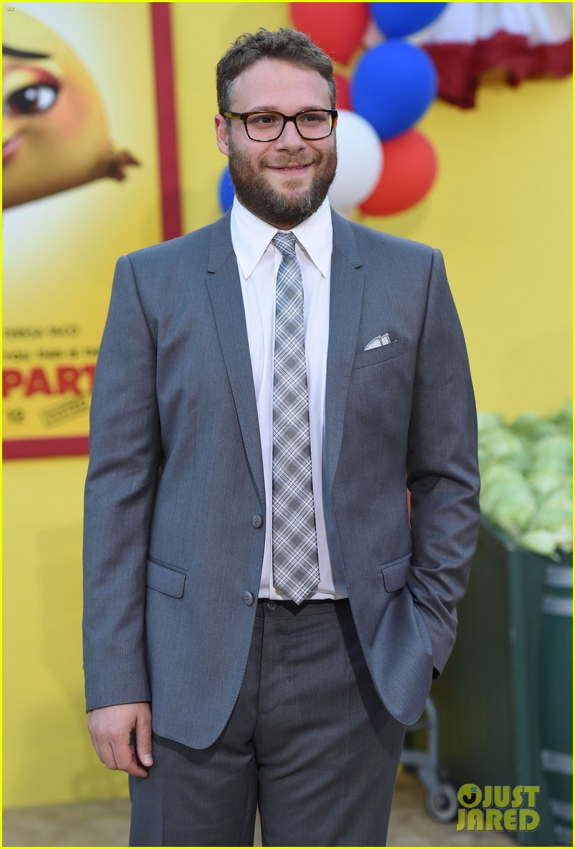 Salma Hayek, Seth Rogen & Paul Rudd Have Star-Studded 'Sausage Party ...