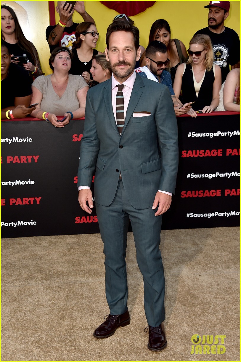 Salma Hayek, Seth Rogen & Paul Rudd Have Star-Studded 'Sausage Party ...