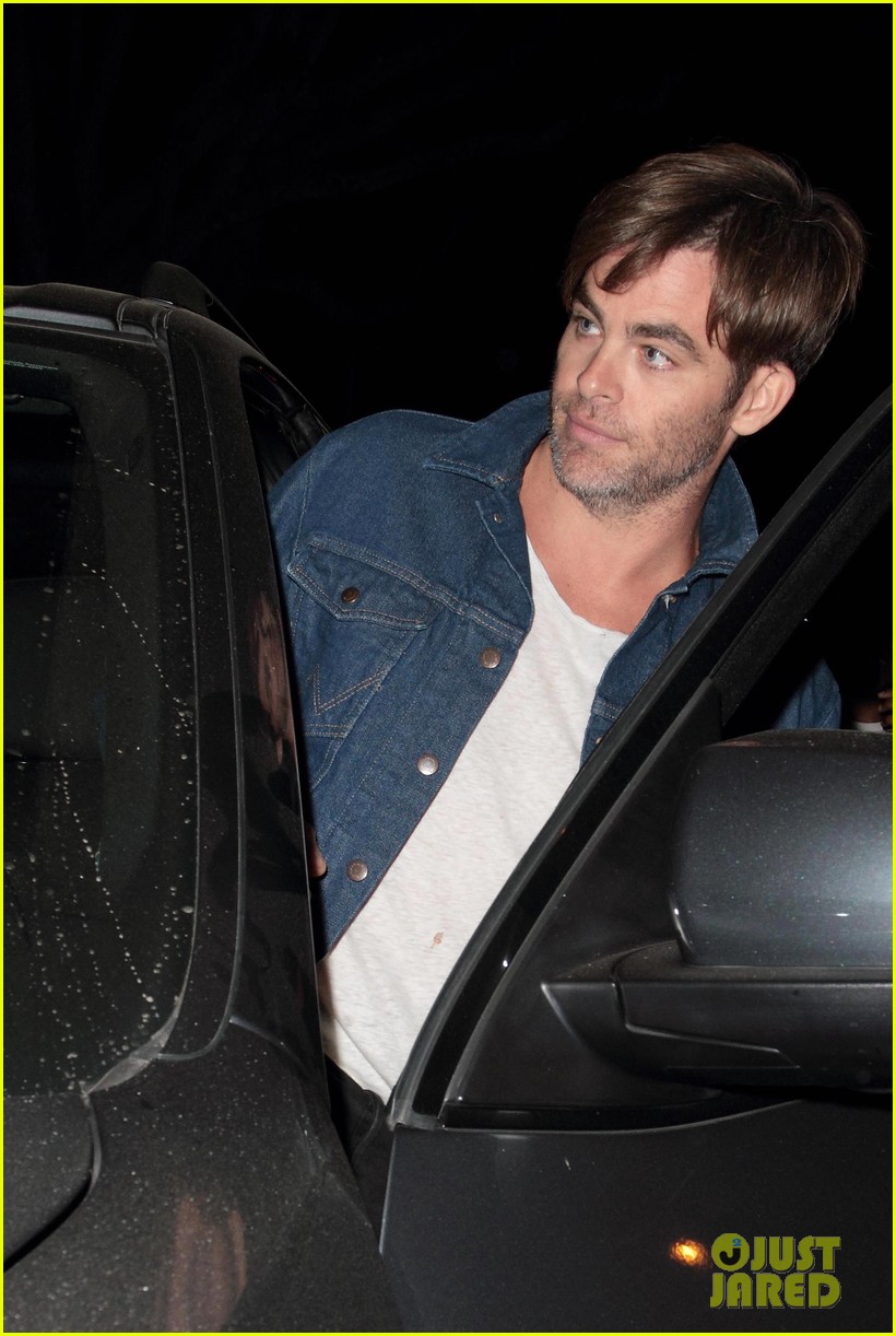 Chris Pine & 'Hell or High Water' Co-Star Ben Foster Dish Deets About ...