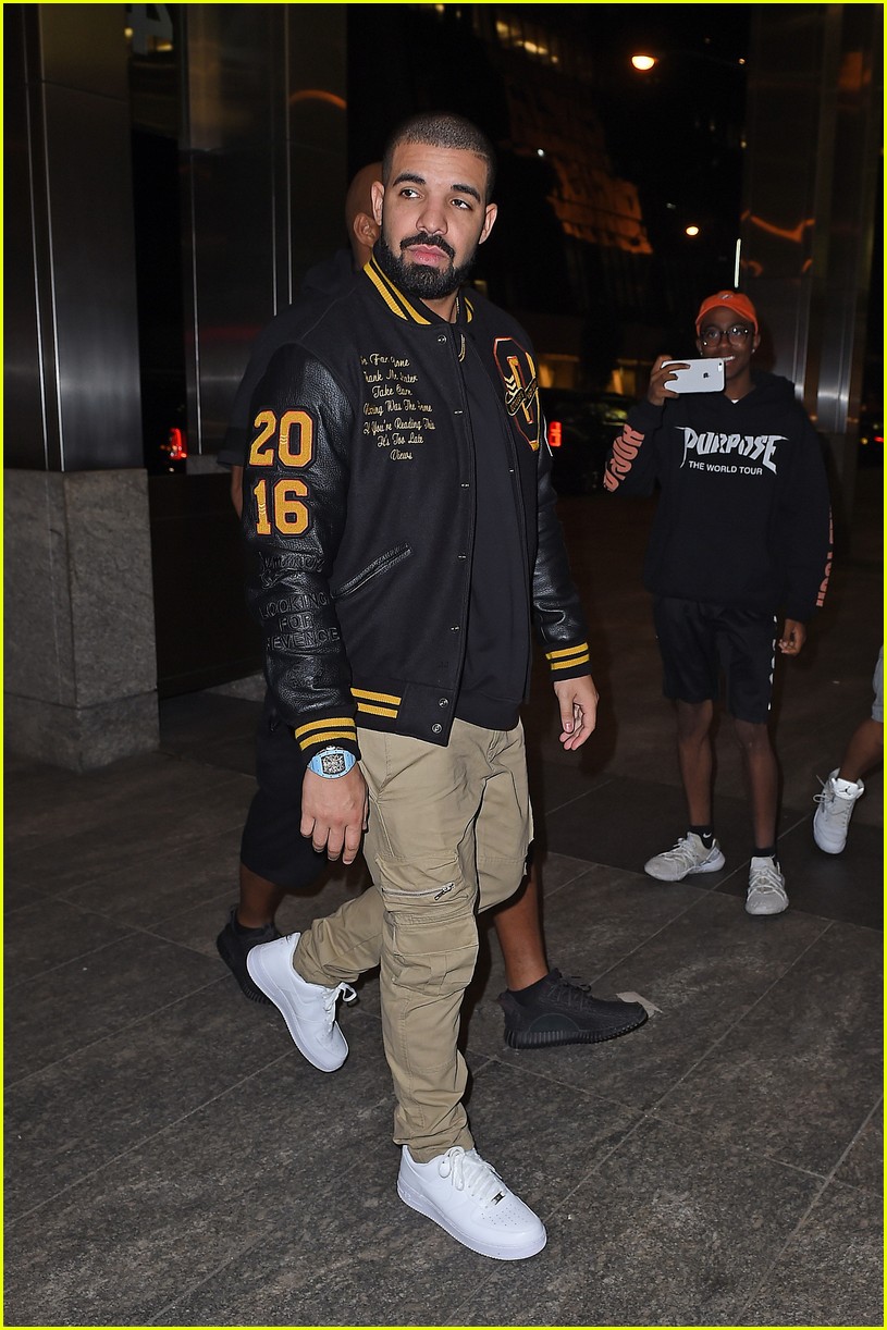 Rihanna & Drake Have a Date Night at Nobu: Photo 3745007 | Drake ...