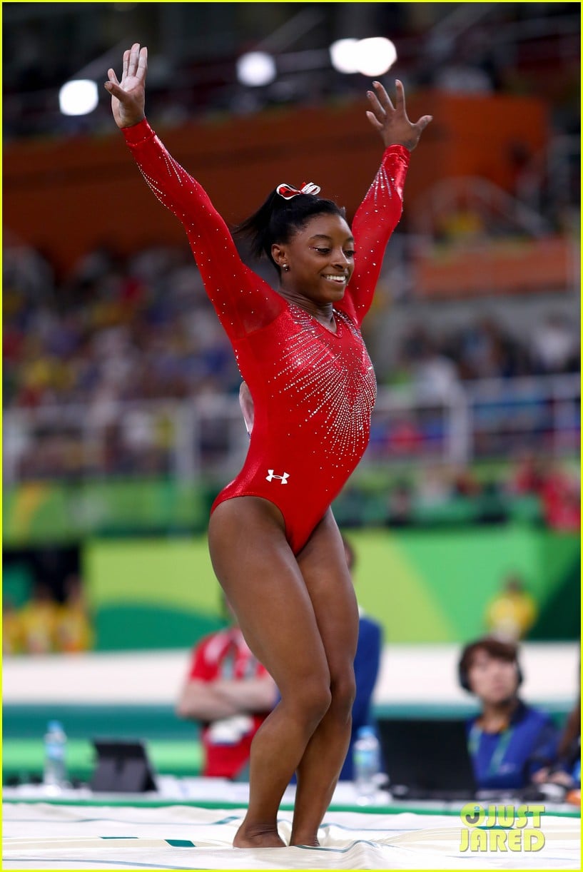 Simone Biles Wins Third Gold Medal on Vault at Rio Olympics: Photo ...