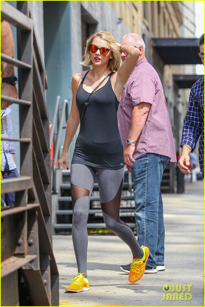 Taylor Swift Starts Weekend with Friday Morning Workout: Photo 3742398 ...