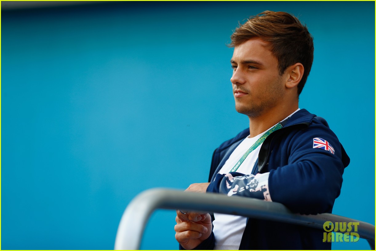 Tom Daley & Dan Goodfellow Train For Diving Synch Event in Rio: Photo ...