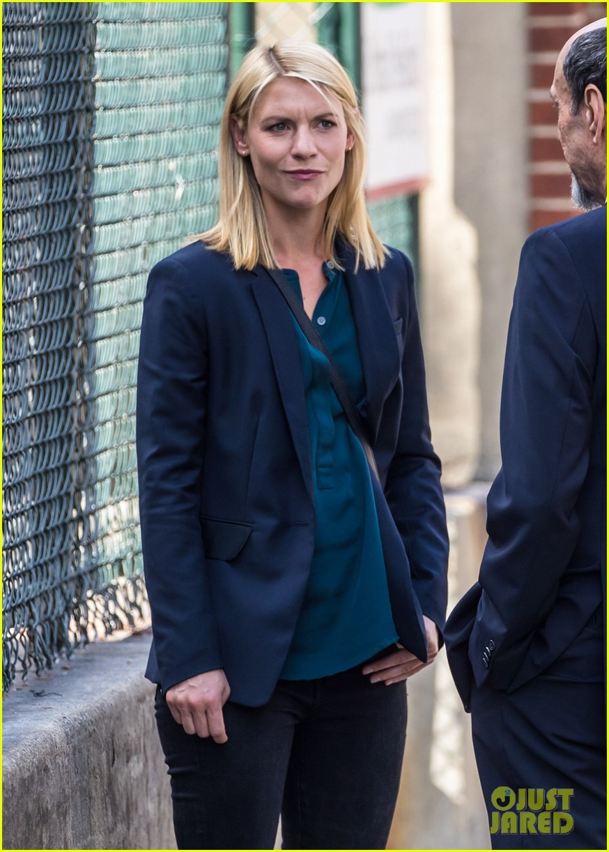 Claire Danes Shoots 'Homeland' Scenes With Her New On-Screen Daughter ...