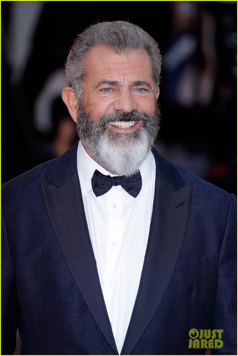 Andrew Garfield & Teresa Palmer Premiere 'Hacksaw Ridge' at Venice Film ...