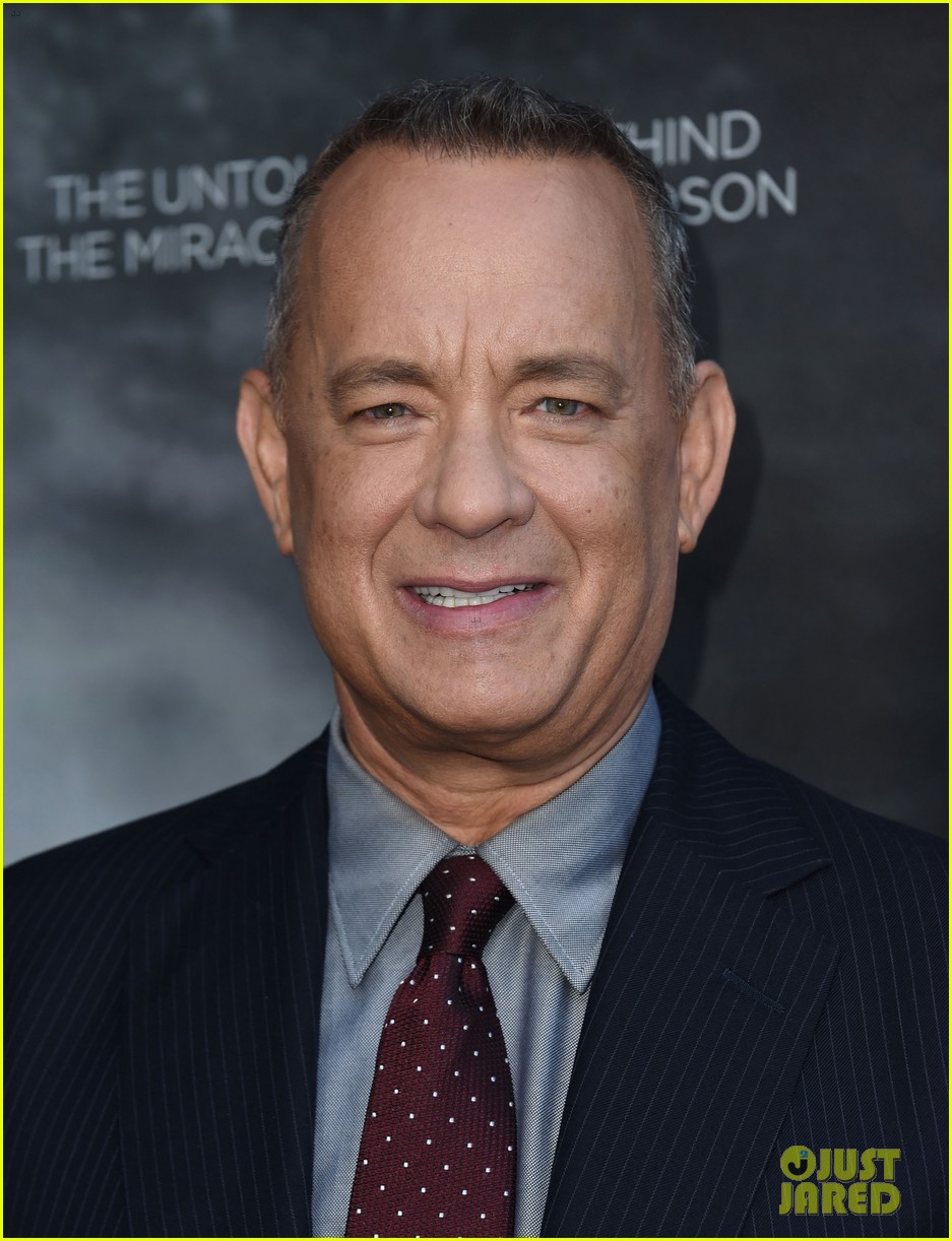 Tom Hanks is Portrayed by Captain 'Sully' Sullenberger on 'Jimmy Kimmel ...