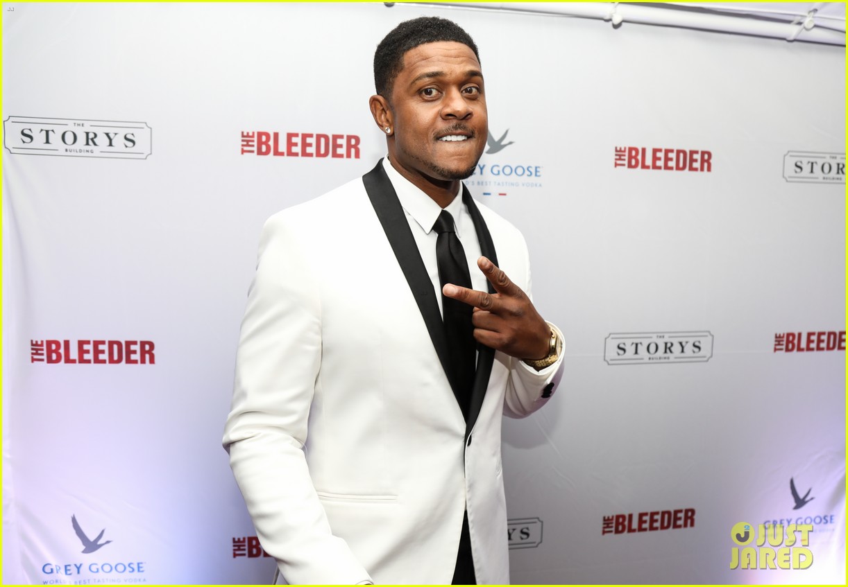 Liev Schreiber Gets Support From Naomi Watts at 'The Bleeder' Premiere ...