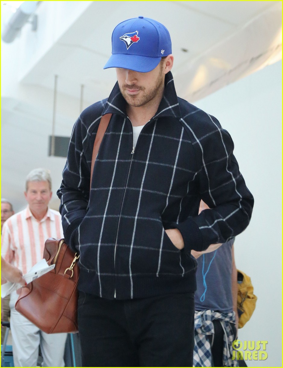 Emma Stone, Ryan Gosling, Kate Hudson, & More Fly Out of Toronto After ...