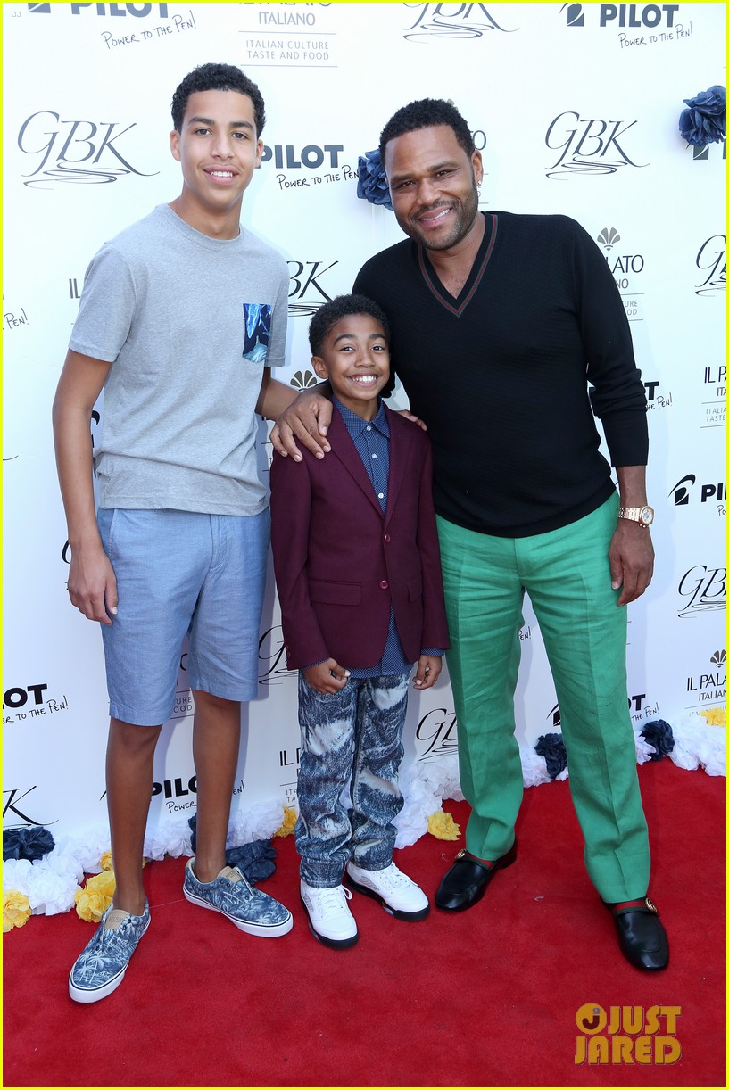 Kerris Dorsey & Zelda Williams Step Out at BAFTA's Emmy Tea Party ...