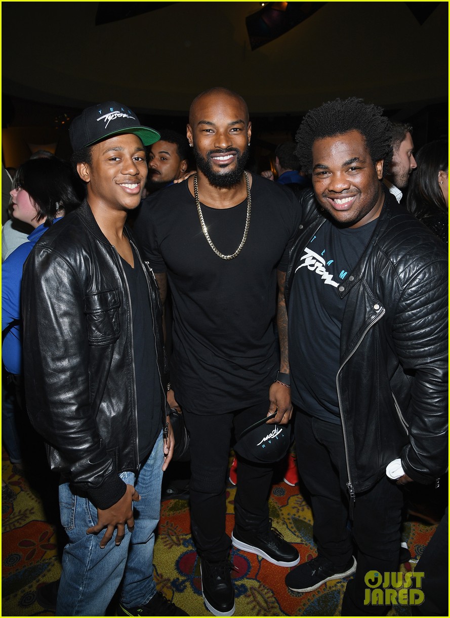 Anna Kendrick & More Stars Watch Fergie Perform at Mohegan Sun's 20th ...