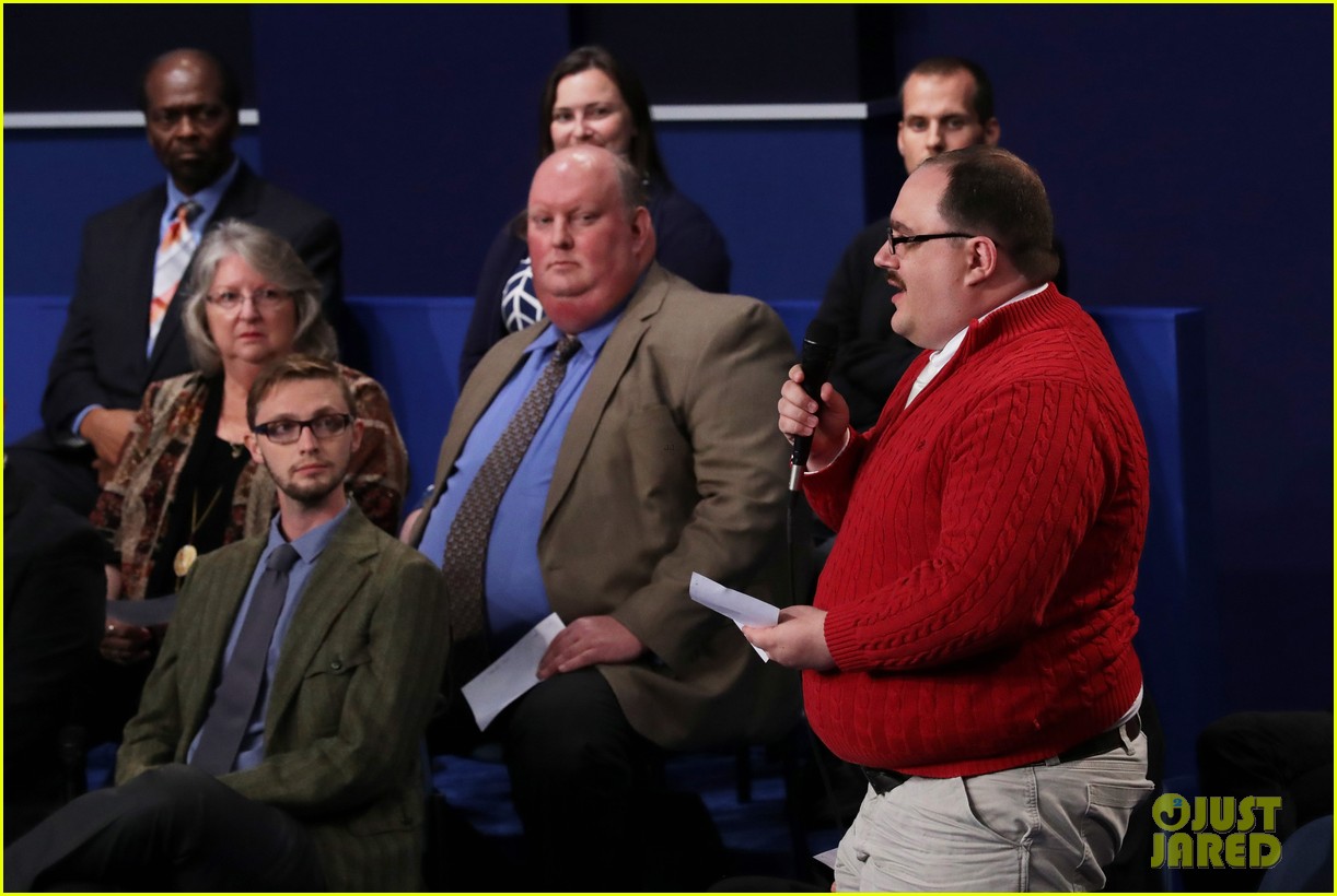 Who is Ken Bone? Viral Debate Star Explains His Red Sweater : Photo ...