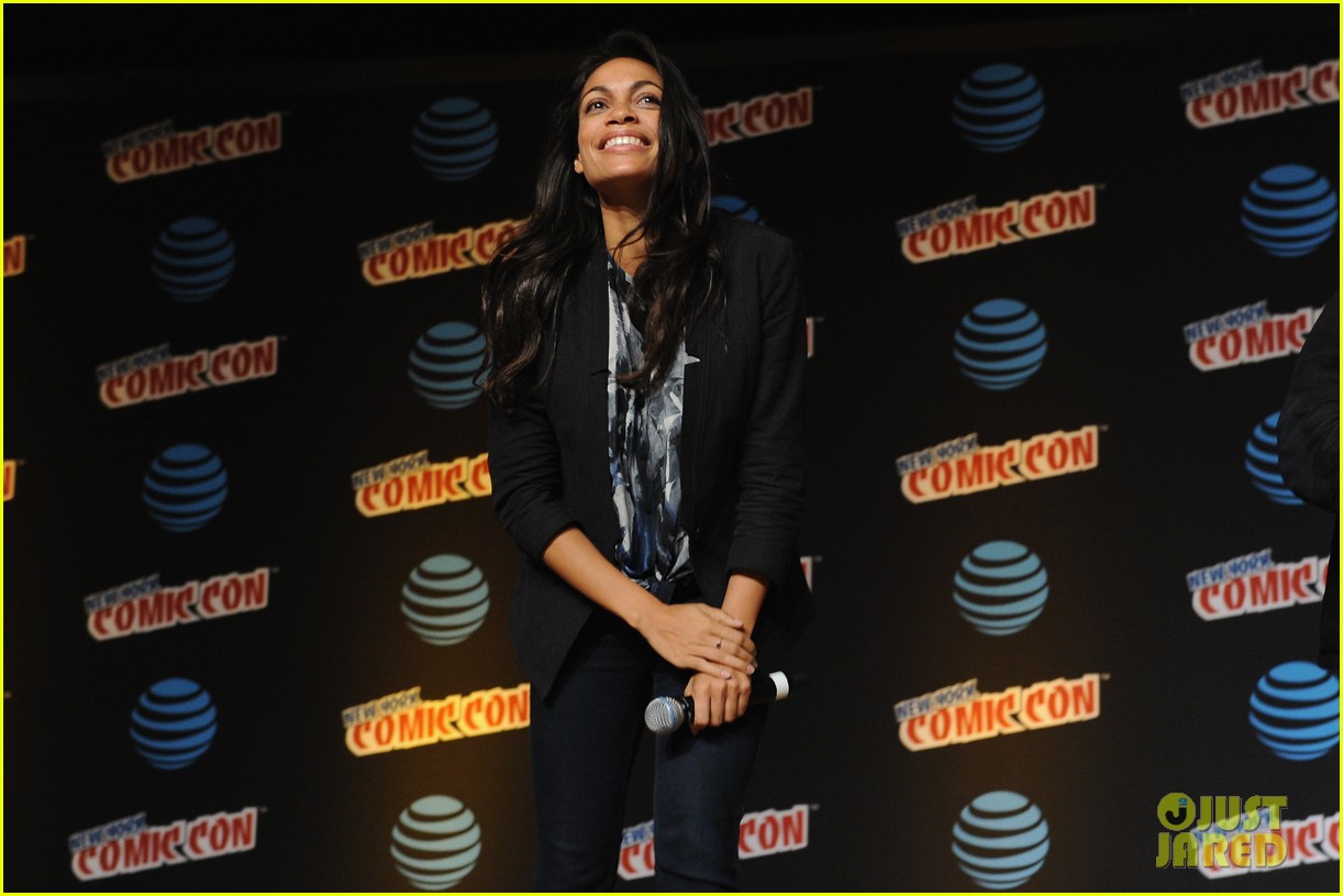 Finn Jones, Krysten Ritter, & More Rep Marvel at NYCC 2016: Photo 3781499 | Charlie Cox, David ...