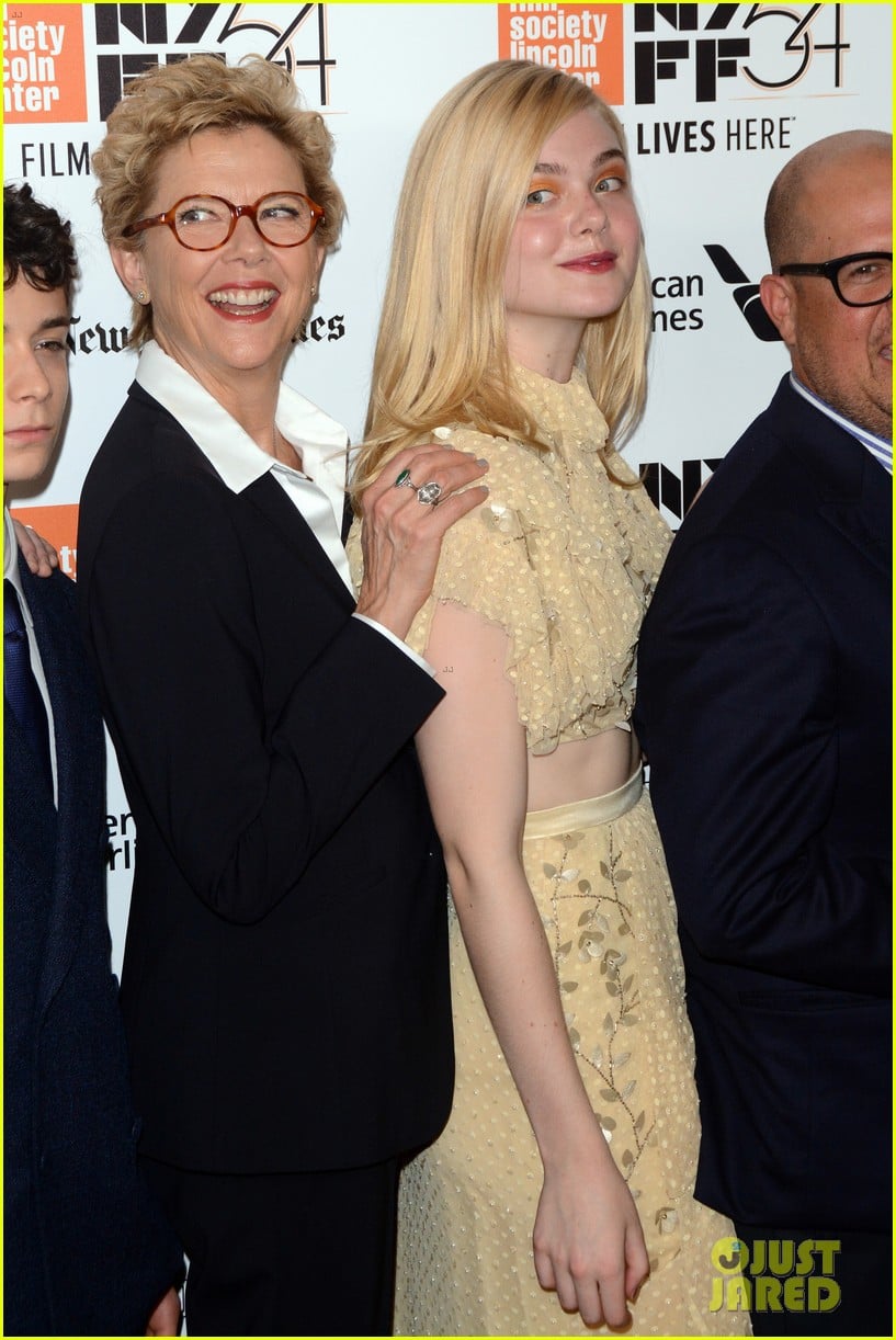 Elle Fanning & Annette Bening Premiere '20th Century Women' at New York ...