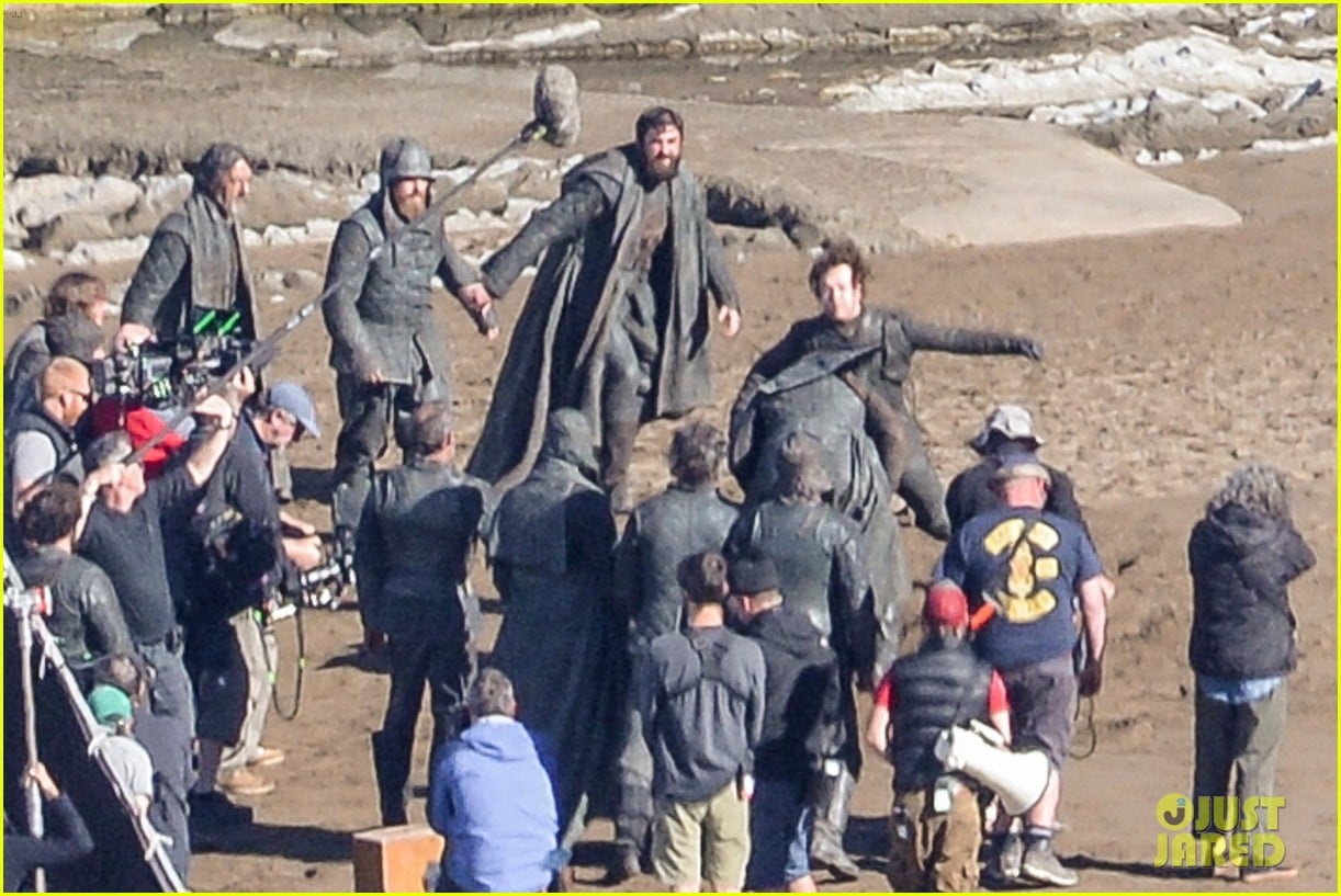 'Game of Thrones' Stars Film Fight Scene on Spain Beach: Photo 3797843 ...
