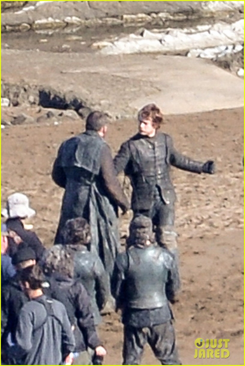 'Game of Thrones' Stars Film Fight Scene on Spain Beach: Photo 3797876 ...