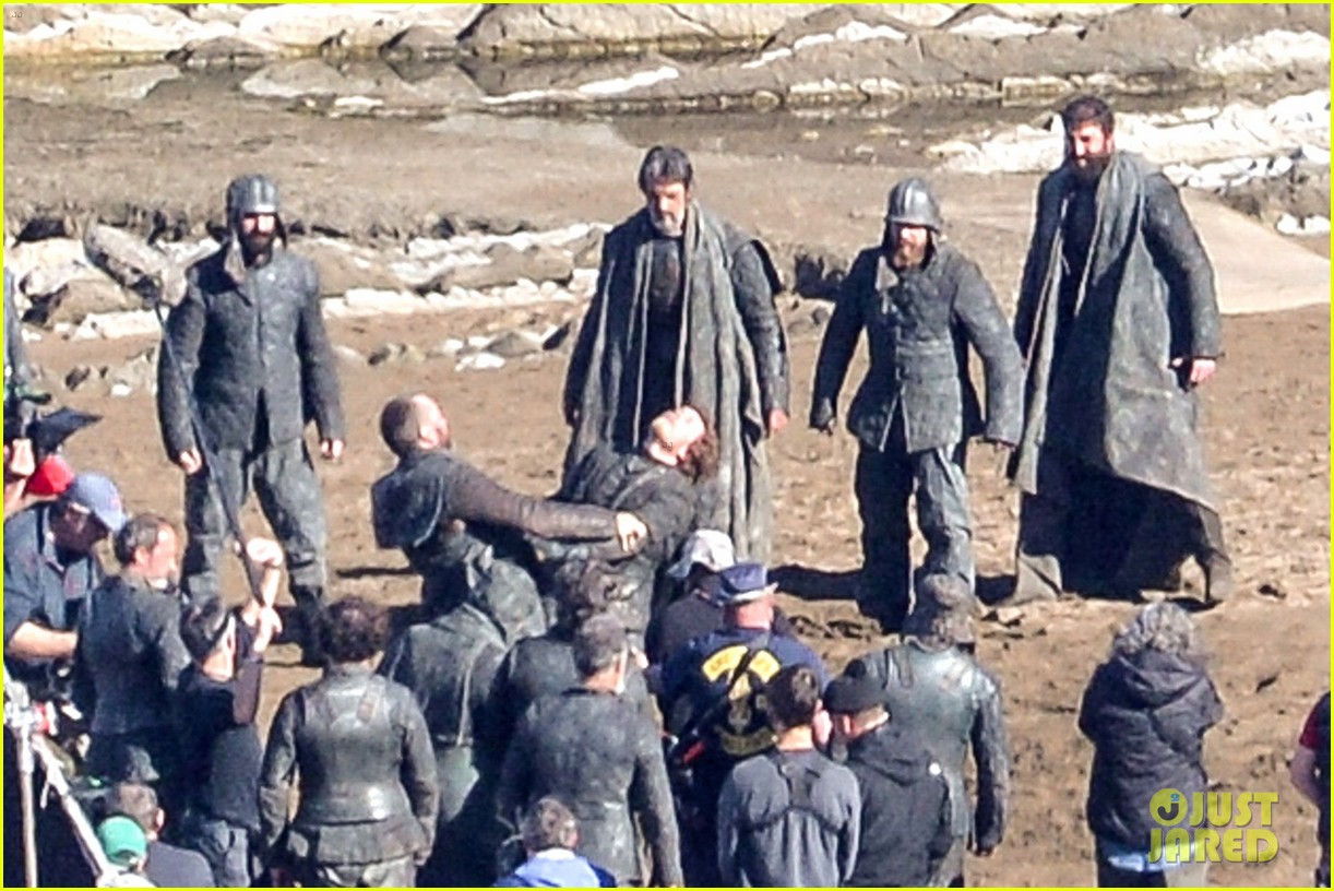 'Game of Thrones' Stars Film Fight Scene on Spain Beach: Photo 3797888 ...