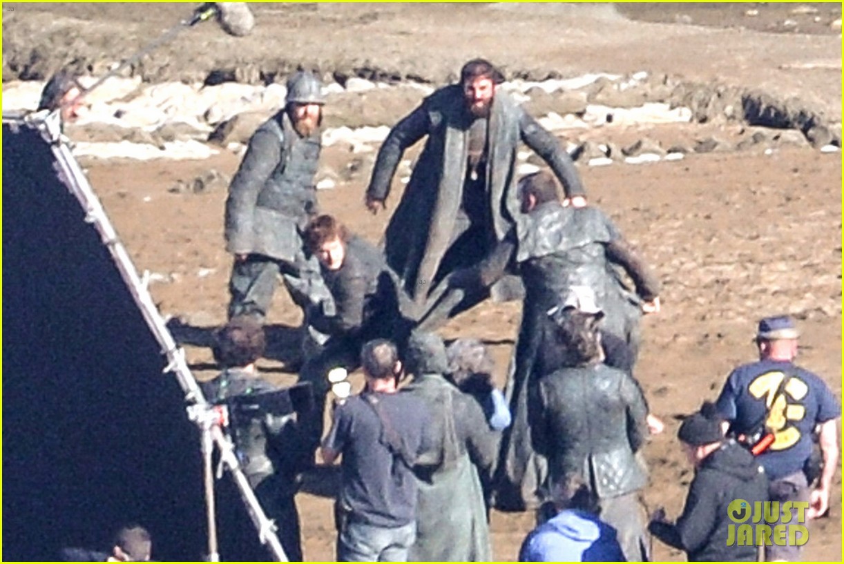 'Game of Thrones' Stars Film Fight Scene on Spain Beach: Photo 3797890 ...