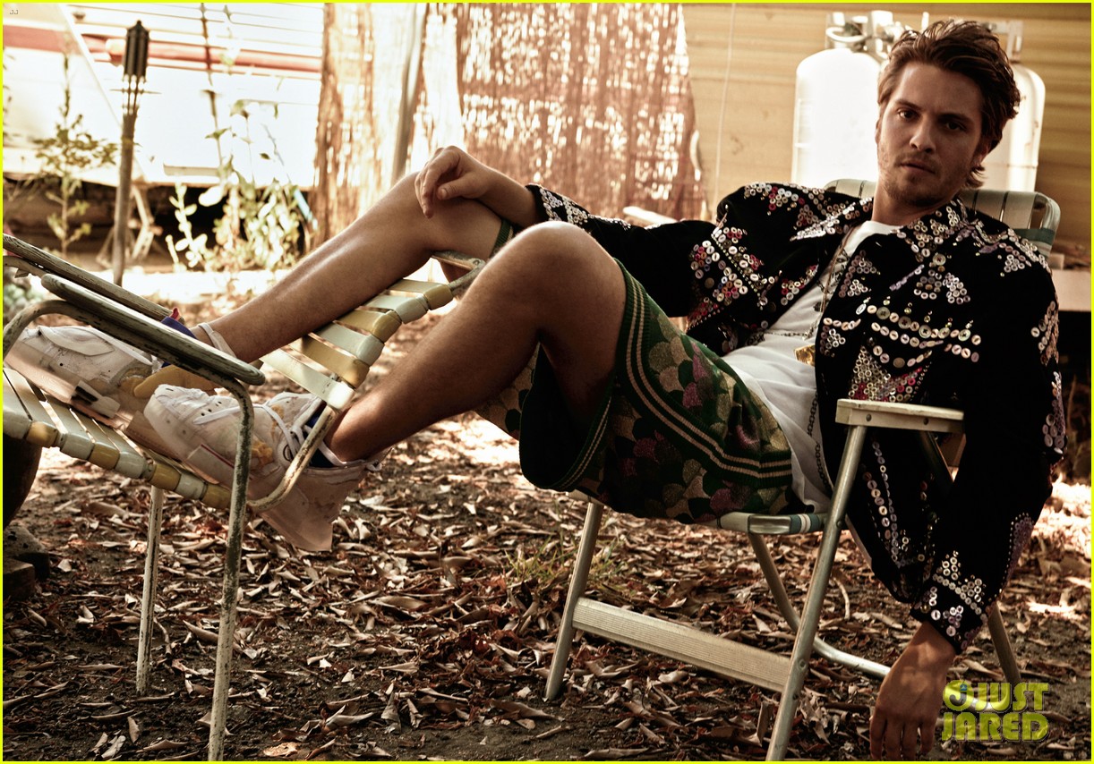 Photo: luke grimes gets interviewed by bradley cooper 06 | Photo ...