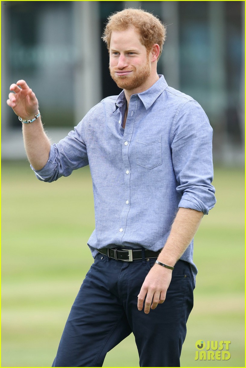 Prince Harry Adorably Goofs Around While Playing Soccer! (Video): Photo ...