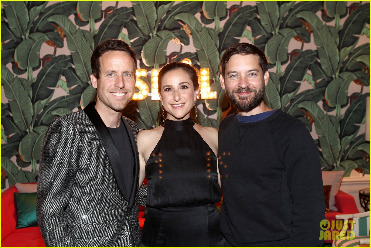 Kate Hudson, Sara & Erin Foster Live It Up At Roe Caviar's 2016 Harvest ...