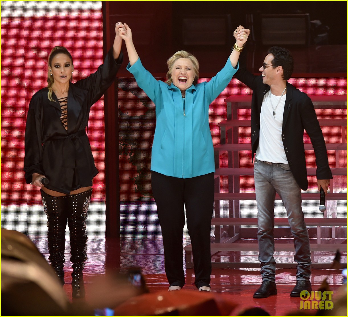 Hillary Clinton Joins Jennifer Lopez & Marc Anthony at Concert!: Photo ...