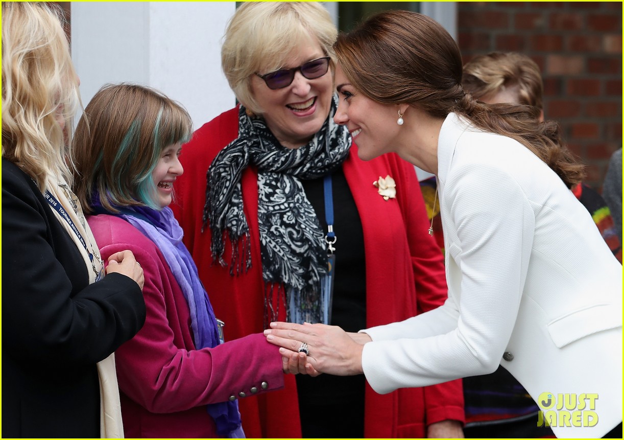 Kate Middleton & Prince William's Canada Visit Leads to $100,000 ...