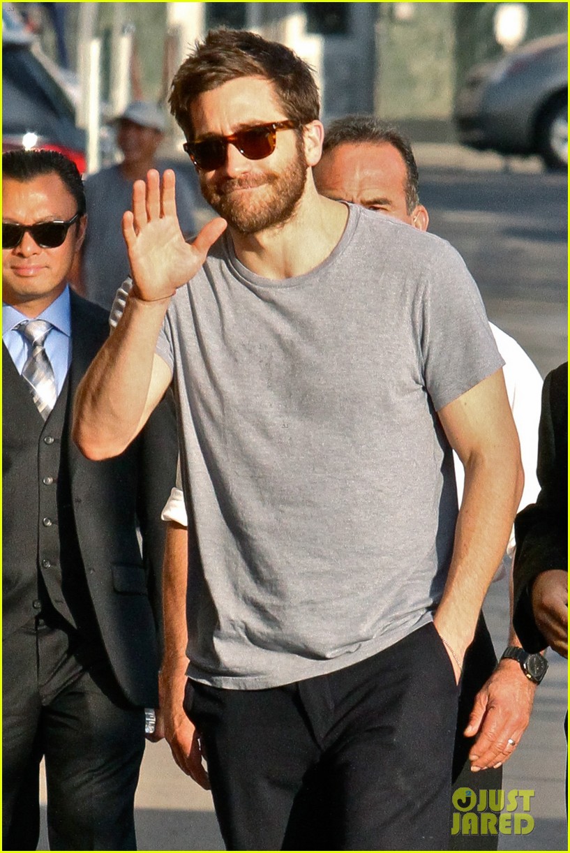 Jake Gyllenhaal Looks Buff Arriving at a Studio in Hollywood!: Photo ...