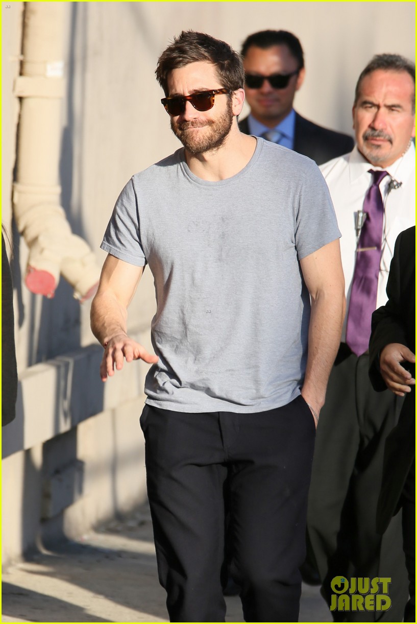 Jake Gyllenhaal Looks Buff Arriving at a Studio in Hollywood!: Photo ...