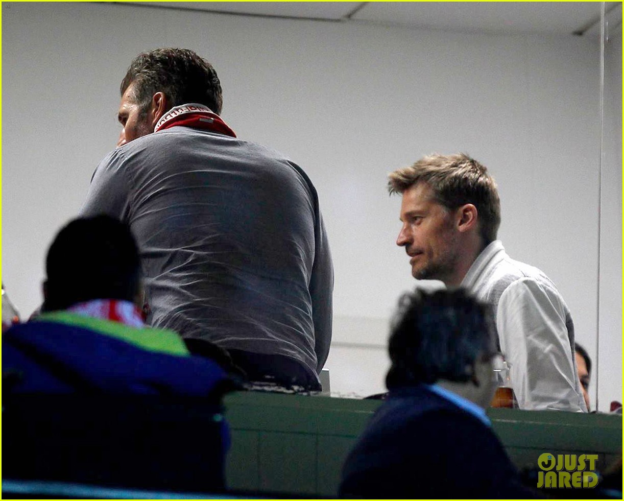 Kit Harington, Emilia Clarke & 'Game Of Thrones' Cast Cheer On Sevilla ...