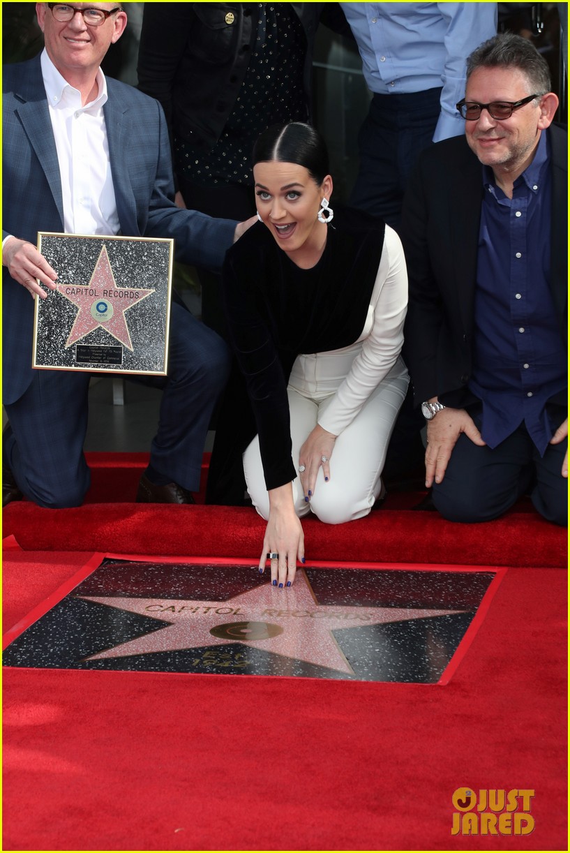 Katy Perry Presents Capitol Records with Star of Recognition!: Photo ...