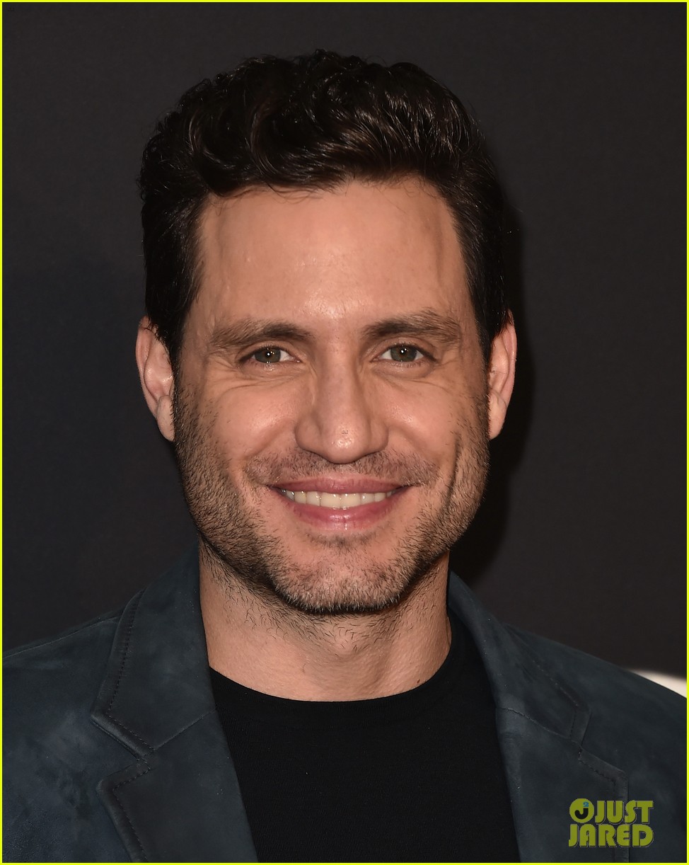 Freida Pinto, Connie Britton & Olivia Munn Put On Their Best For Star ...